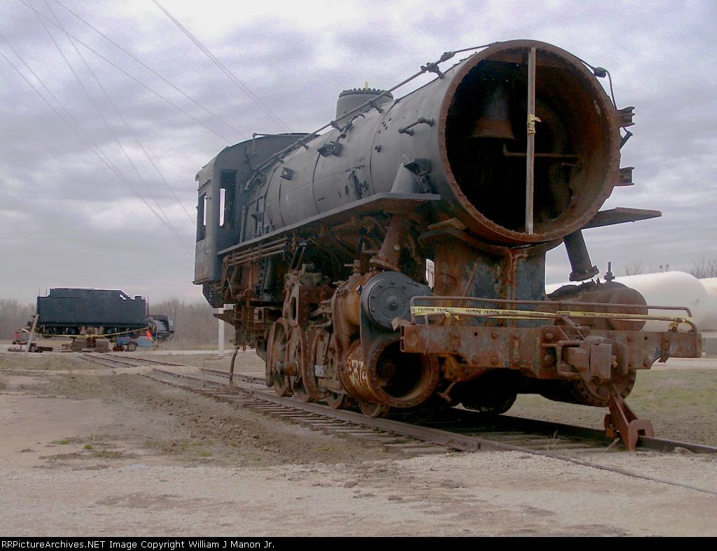 GTW 8374 & Tender await transportation,